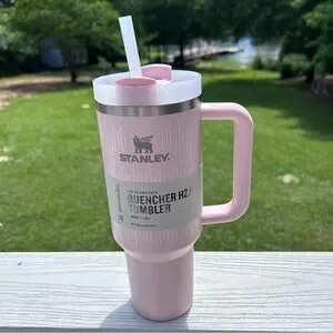 Stanley | Dining | Stanley Soft Rain Bloom Flowstate Quencher H2 40oz ...